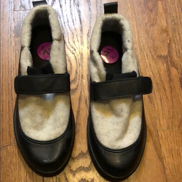 wanderlust canada | Shoes | Wanderlust Brand Felt And Leather ...